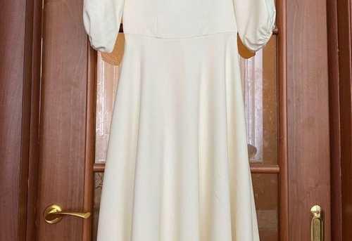 Платье белое женское 42