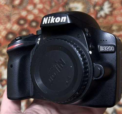 Фотоаппарат Nikon d3200 тушка