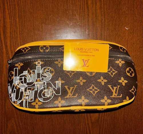 Косметичка louis vuitton