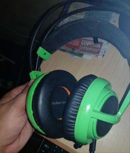 Steelseries siberia v2 в отл. сост, подар