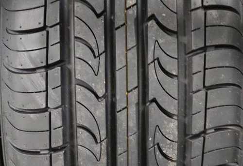 Roadstone CP 672 225/60 R18