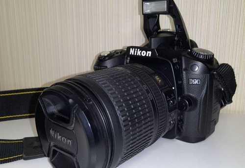 Nikon D90 + объектив + батарейный блок