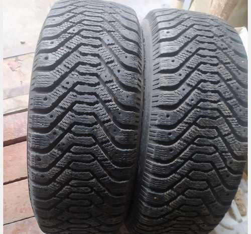 Goodyear UltraGrip 500 215/60 R16