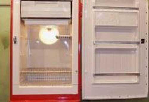Резинка для холодильника Бирюса 108