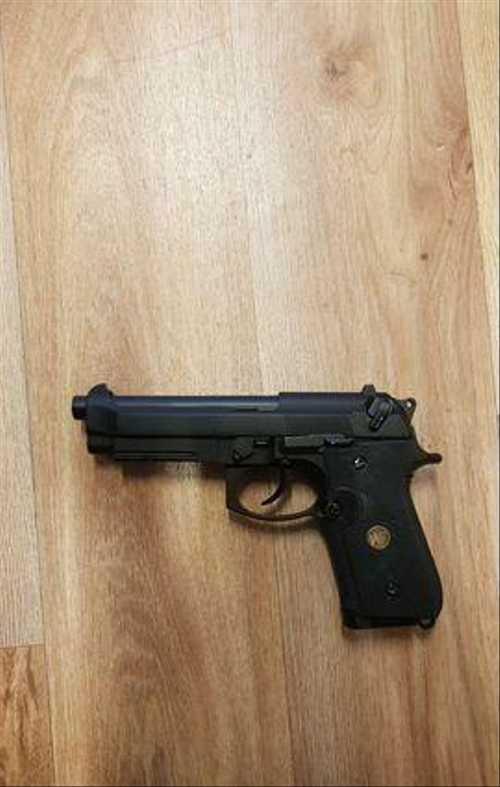 Страйкбольный пистолет WE Beretta M92 GBB Black