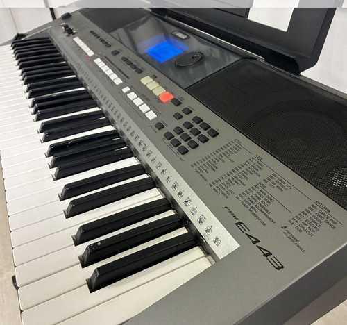 Синтезатор Yamaha psr e443