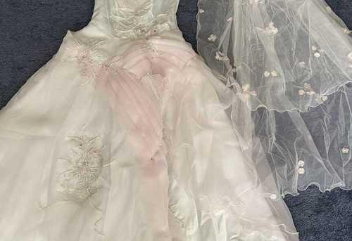 Платье свадебное и фата