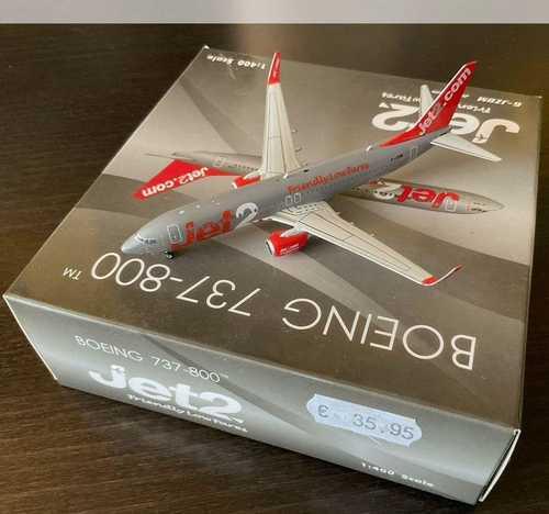 Модель самолета масштаб 1:400 Boeing 737-800