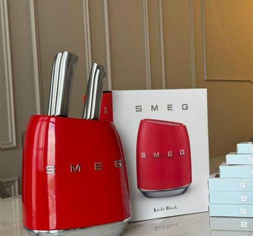 Ножи для кухни   красная подставка smeg