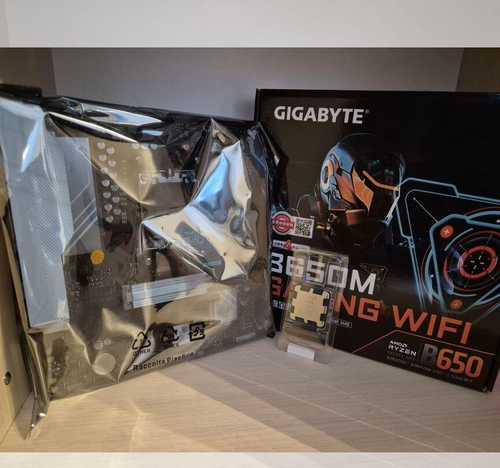 Комплект Ryzen 5 8400F/Gigabyte B650M WiFi (new)