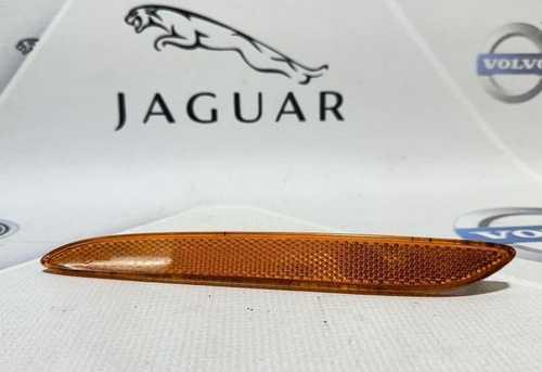 Катафот заднего бампера левый Jaguar XJ X351