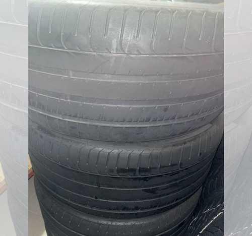 Pirelli P Zero 295/40 R21