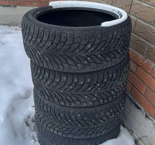 Nokian Tyres Hakkapeliitta 9 215/40 R17 87T