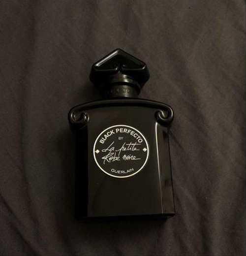 Парфюм Guerlain Robe Noire Black Perfecto