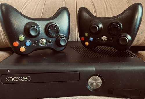 Xbox 360 freboot 320GB 2 геймпада