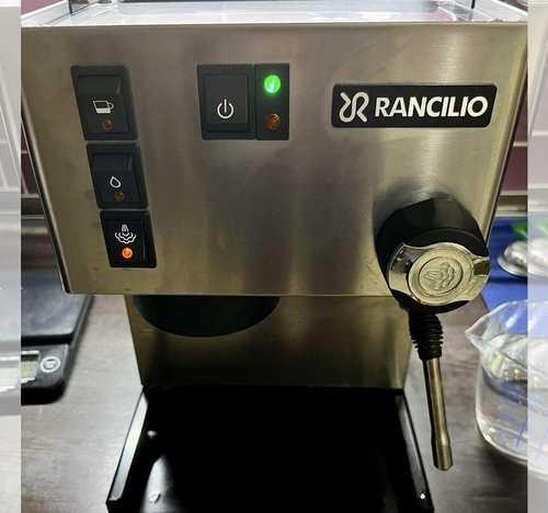 Кофемашина Rancilio Silvia V6