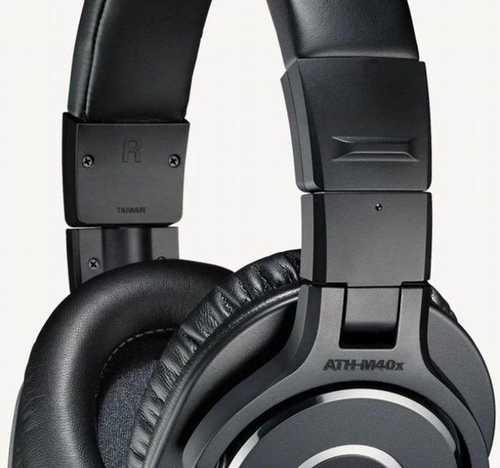 Наушники Audio-Technica ATH-M40x