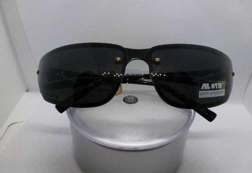 Солнцезащитные очки женские и мужские брендовые
