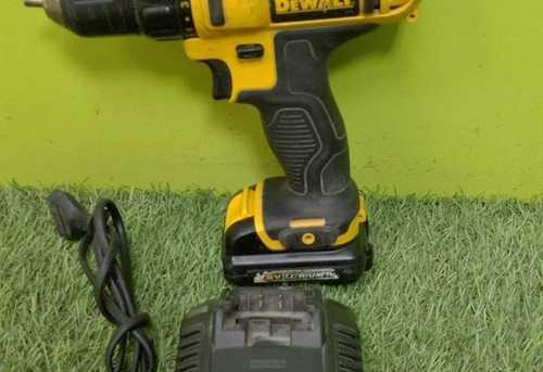 Шуруповерт DeWalt DCD710