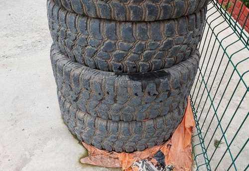 Forward Safari 530 225/75 R16 90ZR