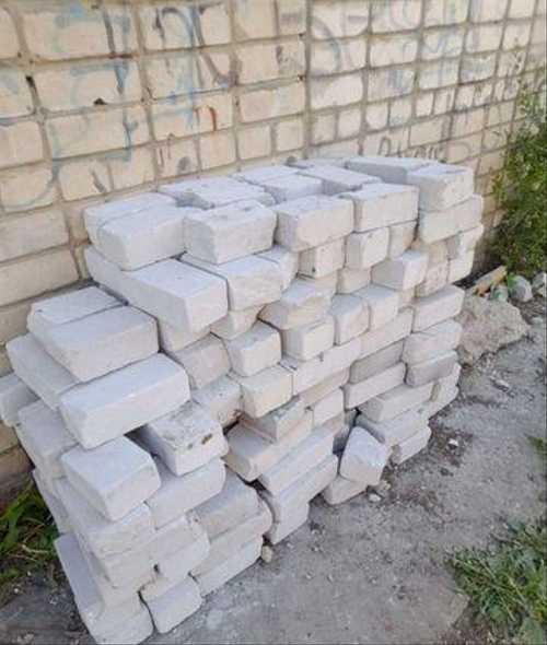 Кирпич 1 р