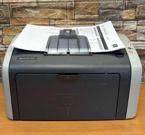 Компактный лазерный принтер HP LaserJet 1010
