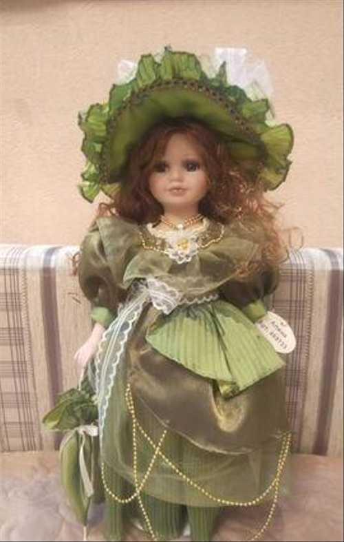 Кукла фарфоровая коллекционная Remeco