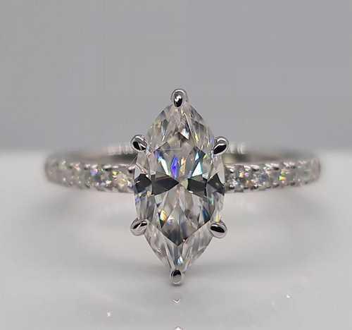 Кольцо с бриллиантом (муассанитом) 1,5ct