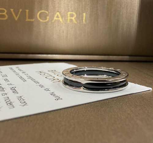 Кольцо bvlgari b zero 1 с керамикой