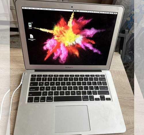 Apple macbook air 13 2011 4 часа Core i5 1.7Ghz