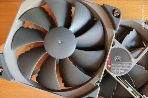 2 вентилятора Noctua Redux P12 PWM 1700RPM