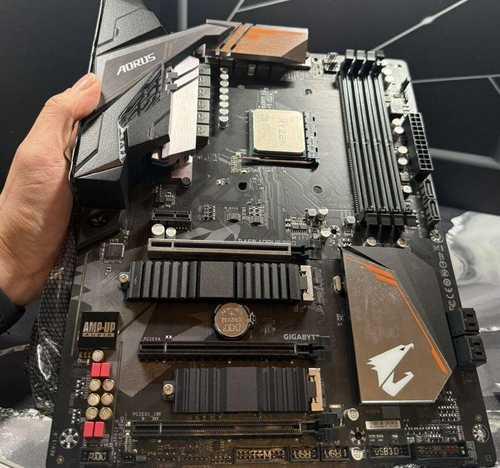 Материнская плата gigabyte B450 aorus PRO