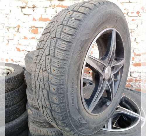 Nexen Winguard WinSpike 185/70 R14 92T