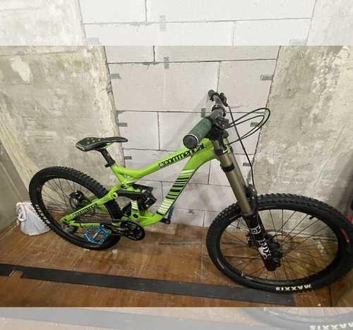 Велосипед commencal supreme DH