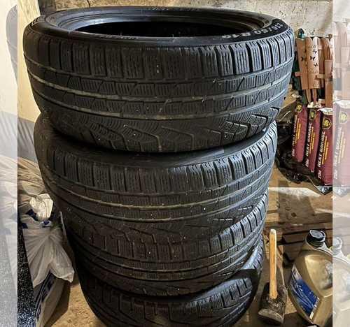 Pirelli Winter Sottozero 210 Serie II 235/50 R19 103H