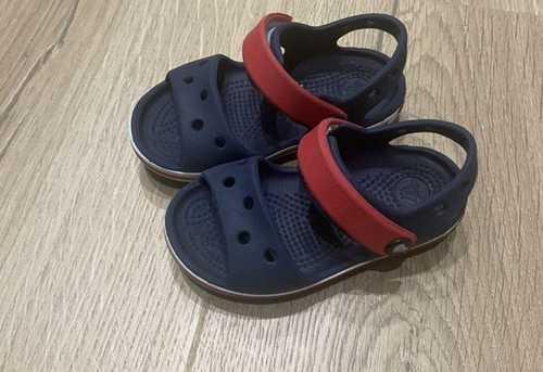 Сандалии Crocs c8