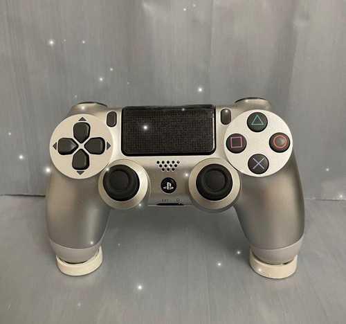 DualShock 4 V2 Геймпад серебристый для PS4, пк