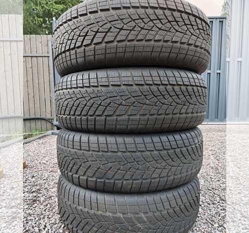 Goodyear UltraGrip Performance+ SUV 235/60 R18 107H