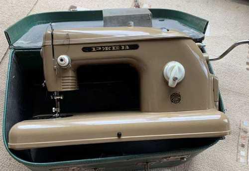 Швейная машина Ржев 1961 года