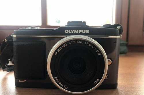 Компактный фотоаппарат Olympus Pen E-P2