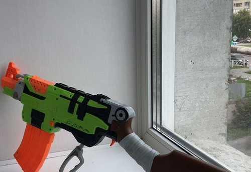 Бластер nerf
