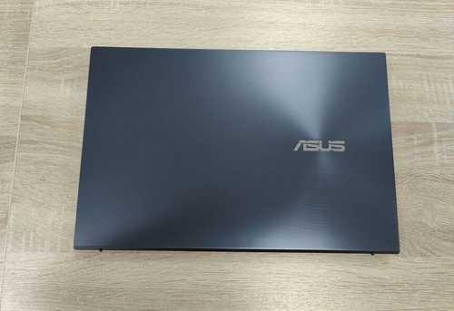Asus zenBook 15.6