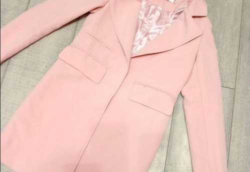 Пальто женское розовое весеннее 40 42