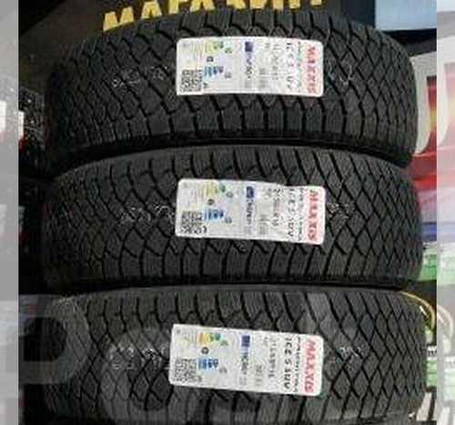 Maxxis Premitra Ice 5 SUV / SP5 225/45 R17