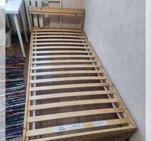 Кровать IKEA 90 200 бу