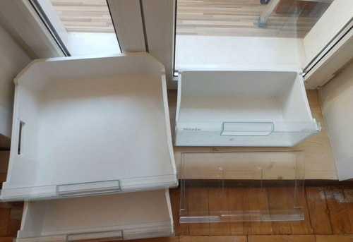 Ящики, полки и балконы для холодильника Miele