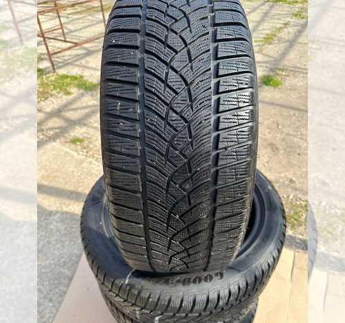 Goodyear UltraGrip Performance+ 235/45 R18