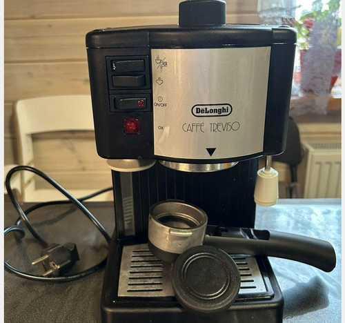 Кофеварка delonghi