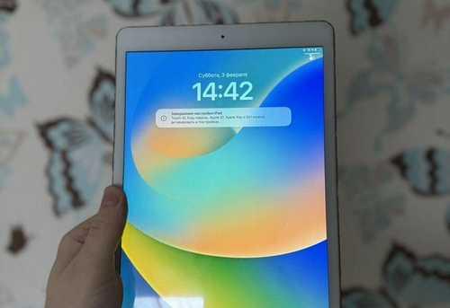 Планшет Apple iPad 7-е поколение 32 Gb