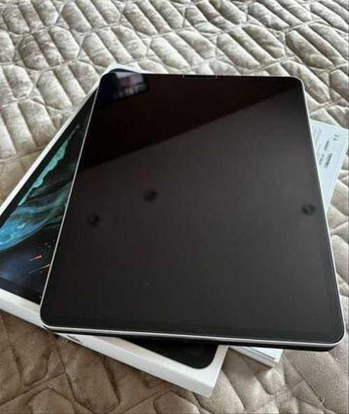 iPad Pro 2020, 4 поколения, Wi-Fi + Cellular